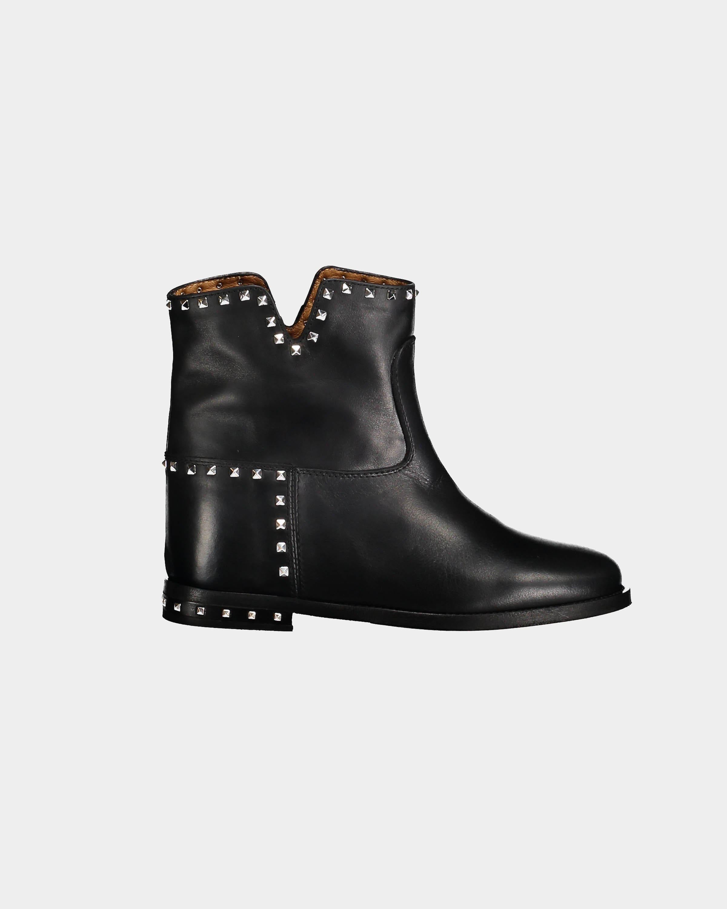 Via Roma 15 | Stivaletto rialzo pelle nera borchie – lemlò